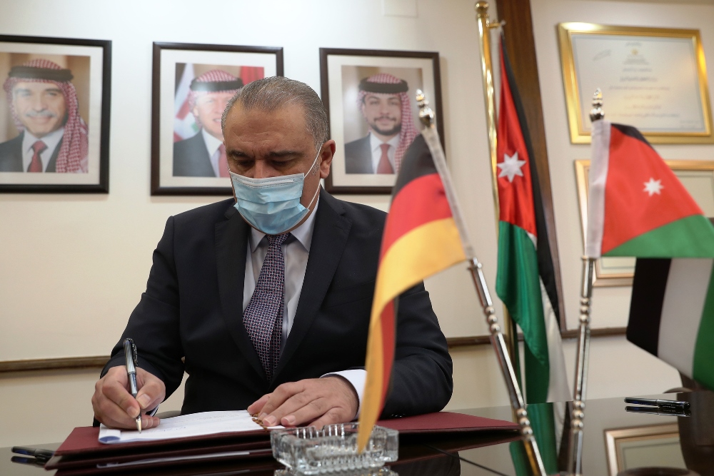 Jordan, Germany sign 2 grant agreements worth 77.5 million euros ...